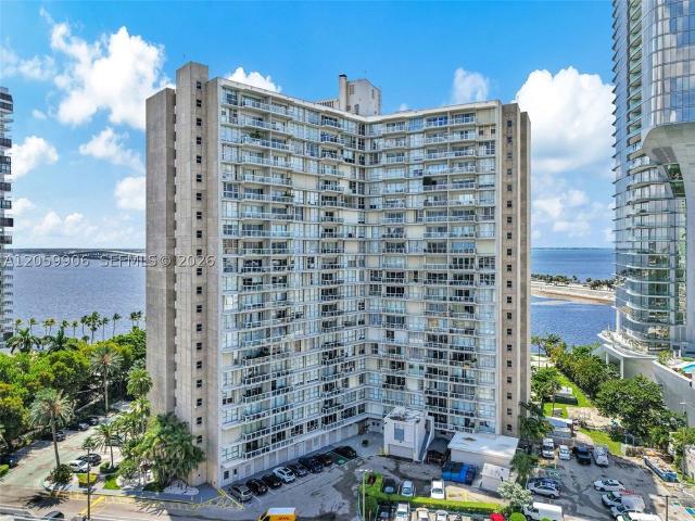 Luxury apartment complex for rent in Miami, United States