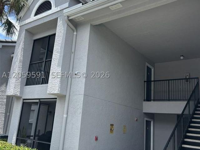 Luxury apartment complex for rent in Miami, United States