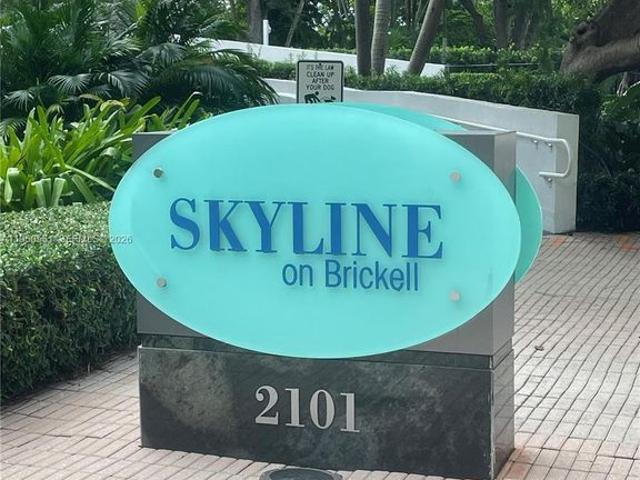 Luxury apartment complex for rent in Miami, United States