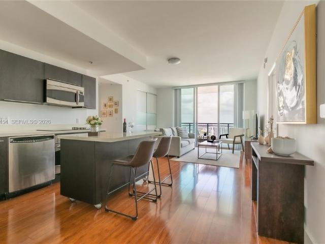 Luxury apartment complex for rent in Miami, United States