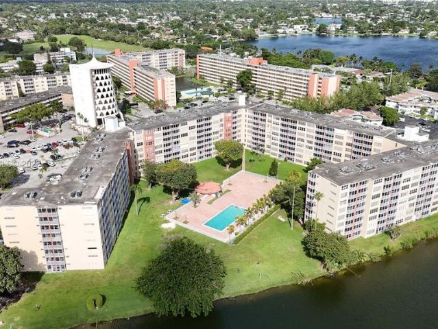 Luxury apartment complex for rent in Miami, United States