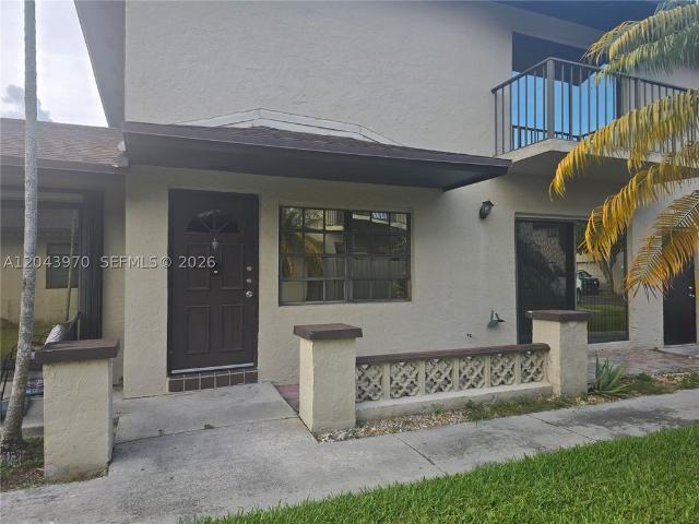 Luxury apartment complex for rent in Miami, United States