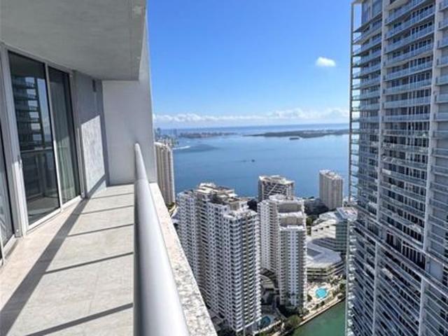 Luxury apartment complex for rent in Miami, United States