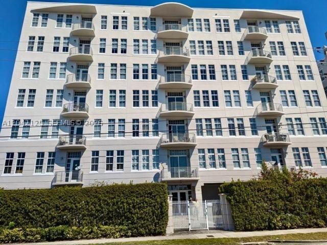 Luxury apartment complex for rent in Miami, United States