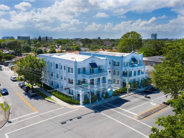 Luxury apartment complex for rent in Miami, United States