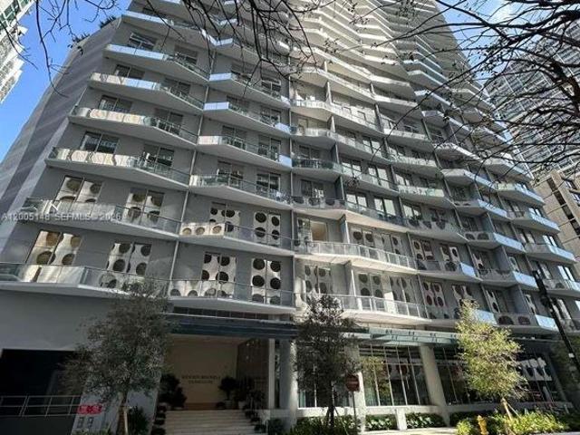 Luxury apartment complex for rent in Miami, United States