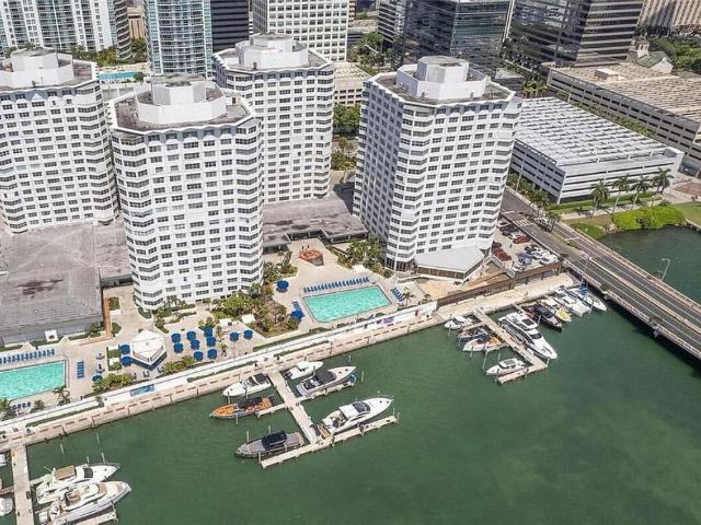 Luxury apartment complex for rent in Miami, United States