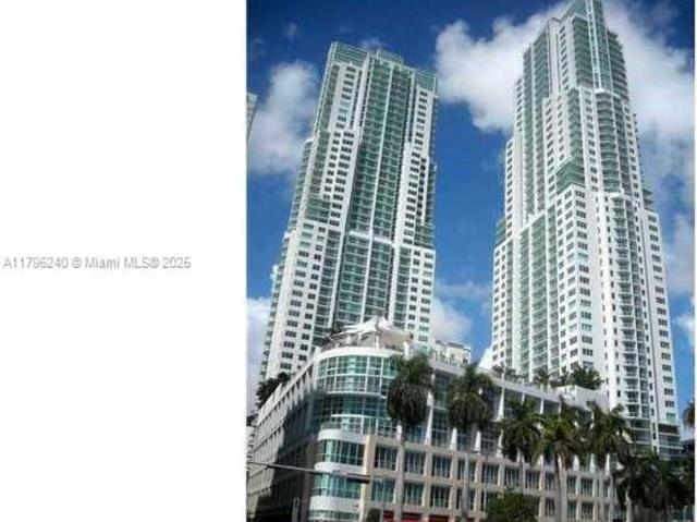 Luxury apartment complex for rent in Miami, United States