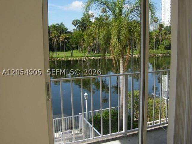 Luxury apartment complex for rent in Miami, United States