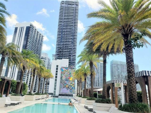 Luxury apartment complex for rent in Miami, United States
