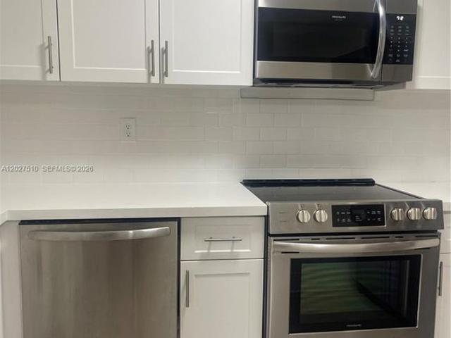 Luxury apartment complex for rent in Miami, United States