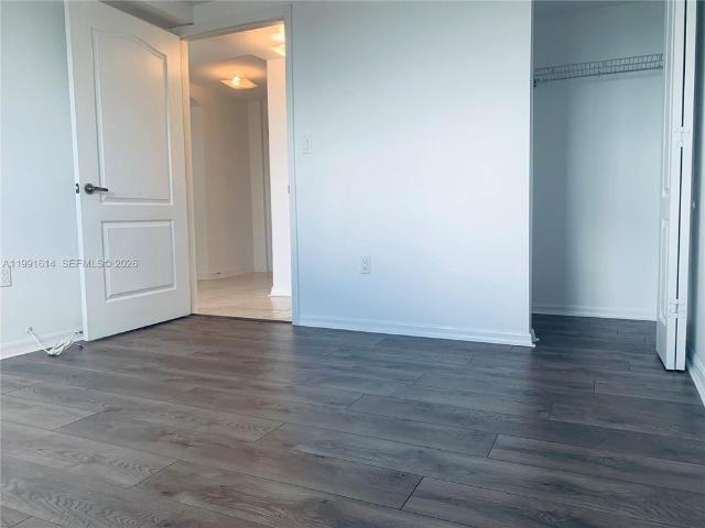 Luxury apartment complex for rent in Miami, United States
