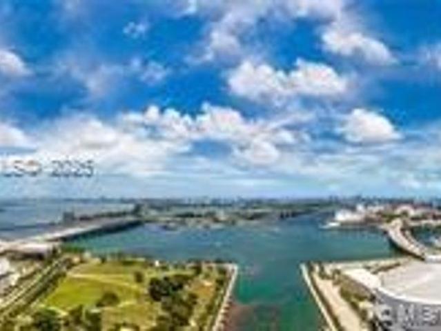 Luxury apartment complex for rent in Miami, United States
