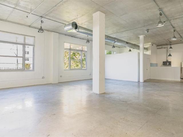 Luxury apartment complex for rent in Miami, United States
