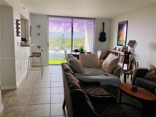 Luxury apartment complex for rent in Miami, United States