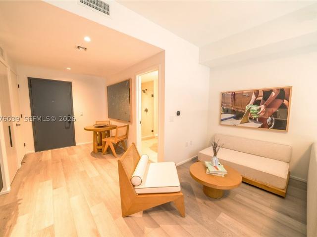 Luxury apartment complex for rent in Miami, United States
