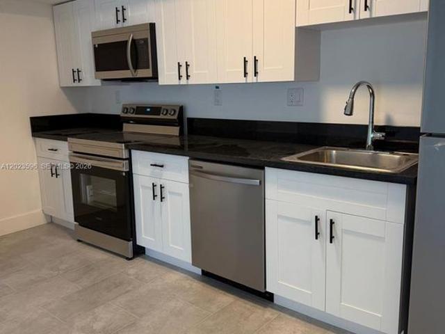 Luxury apartment complex for rent in Miami, United States