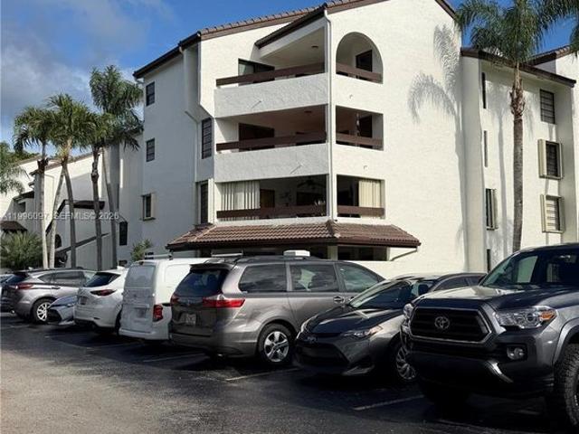 Luxury apartment complex for rent in Miami, United States