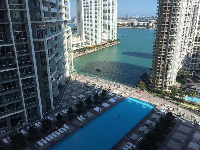 Luxury apartment complex for rent in Miami, United States