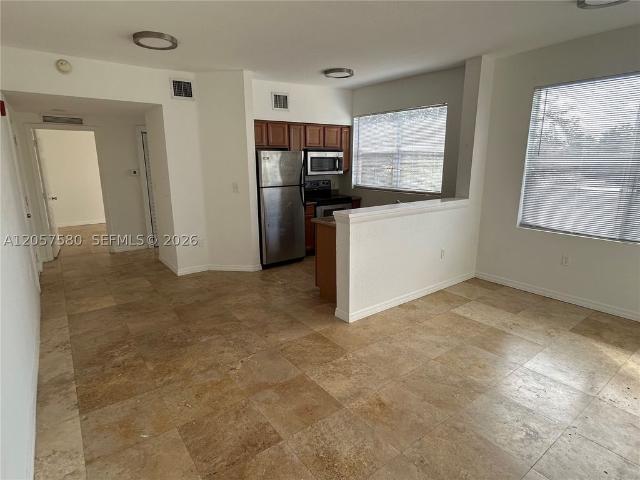 Luxury apartment complex for rent in Miami, United States