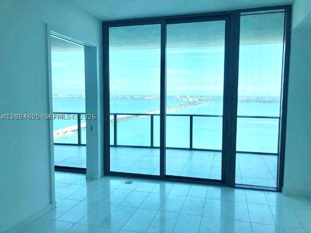 Luxury apartment complex for rent in Miami, United States