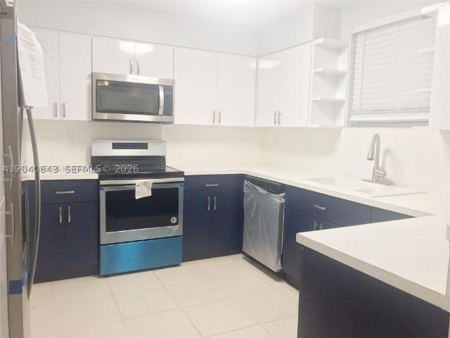 Luxury apartment complex for rent in Miami, United States