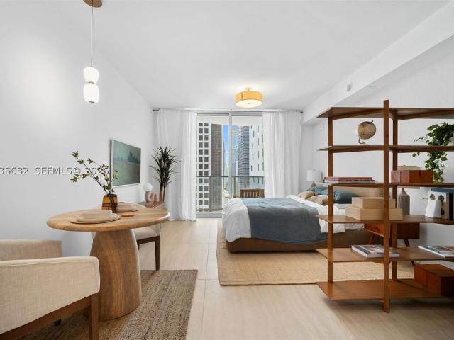 Luxury apartment complex for rent in Miami, United States