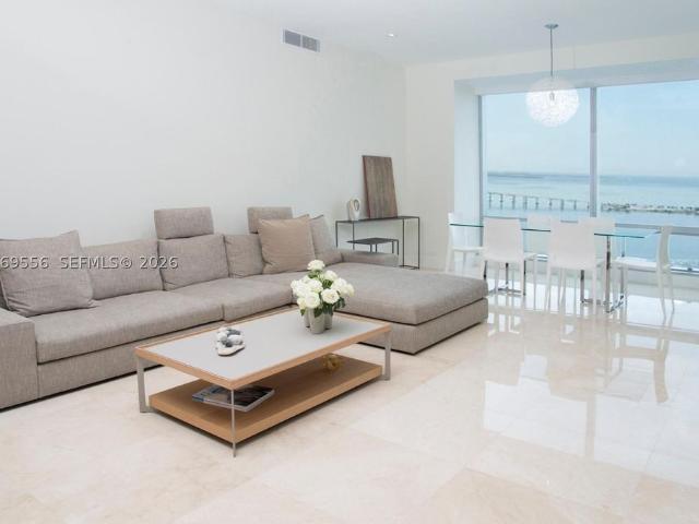 Luxury apartment complex for rent in Miami, United States