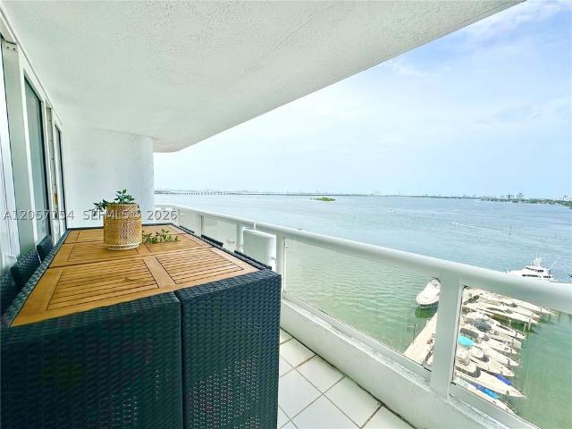 Luxury apartment complex for rent in Miami, United States