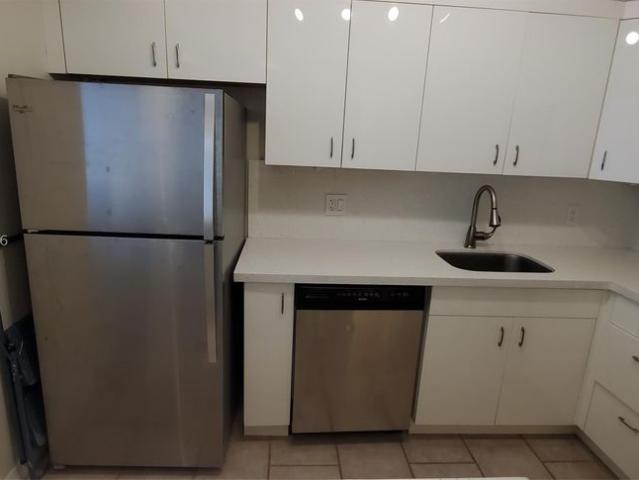 Luxury apartment complex for rent in Miami, United States
