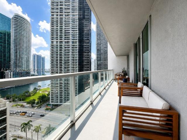 Luxury apartment complex for rent in Miami, United States