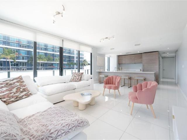 Luxury apartment complex for rent in Miami, United States