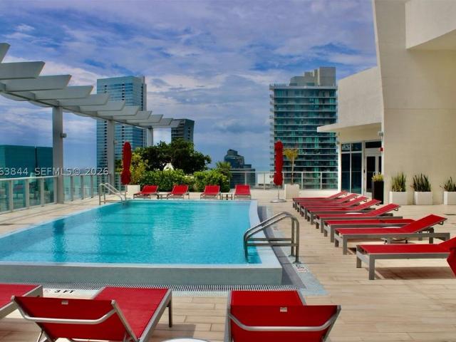 Luxury apartment complex for rent in Miami, United States