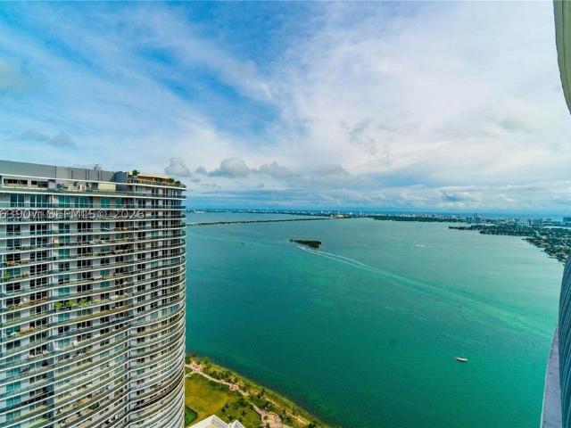 Luxury apartment complex for rent in Miami, United States