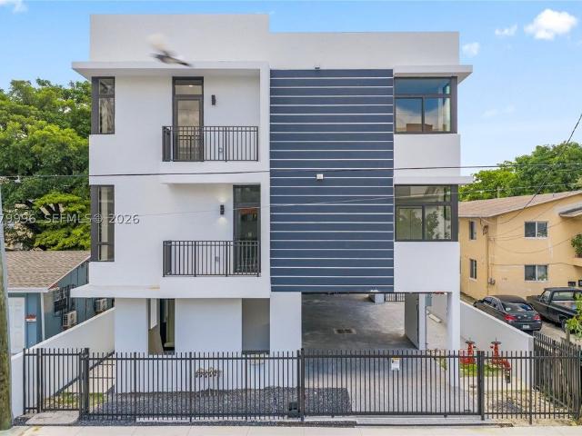 Luxury apartment complex for rent in Miami, United States