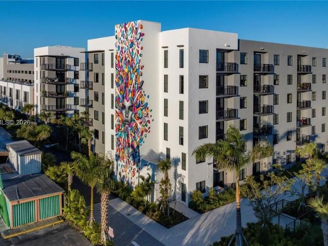 Luxury apartment complex for rent in Miami, United States