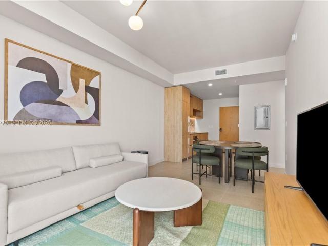 Luxury apartment complex for rent in Miami, United States