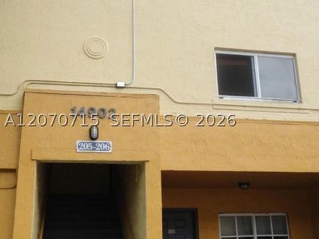 Luxury apartment complex for rent in Miami, United States