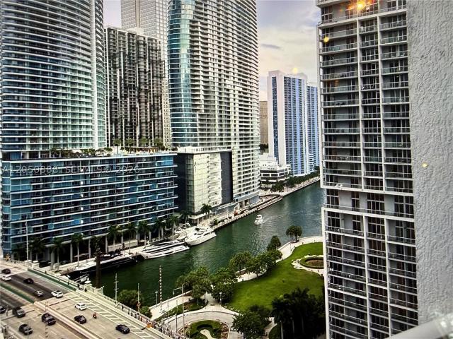Luxury apartment complex for rent in Miami, United States