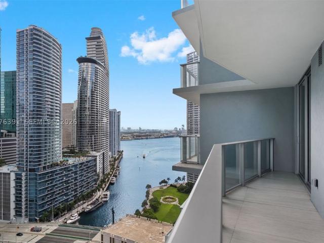 Luxury apartment complex for rent in Miami, United States
