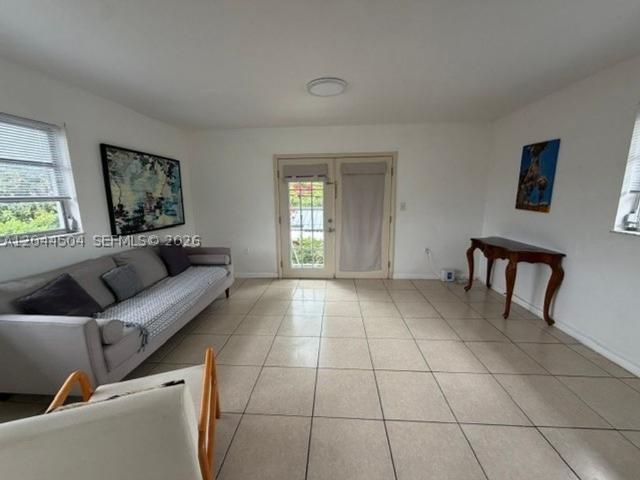 Luxury apartment complex for rent in Miami, United States
