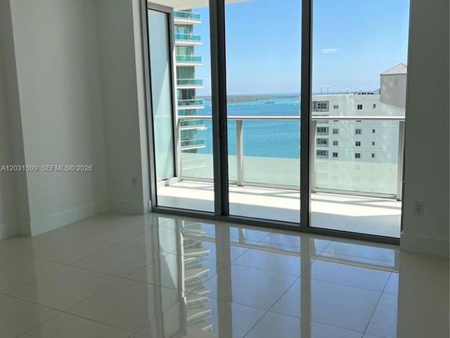 Luxury apartment complex for rent in Miami, United States
