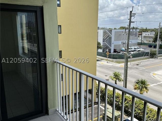 Luxury apartment complex for rent in Miami, United States