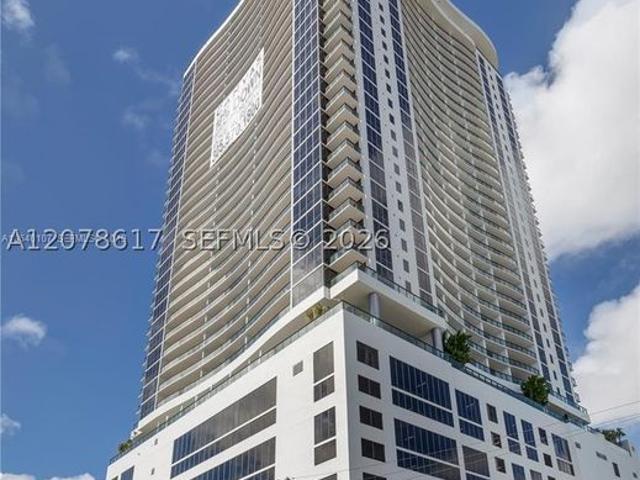 Luxury apartment complex for rent in Miami, United States