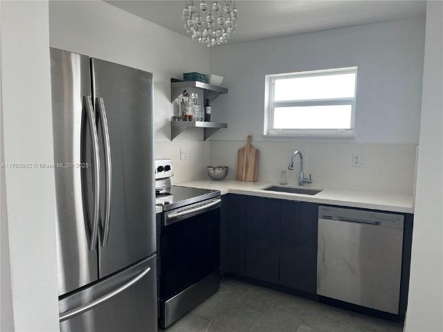 Luxury apartment complex for rent in Miami, United States
