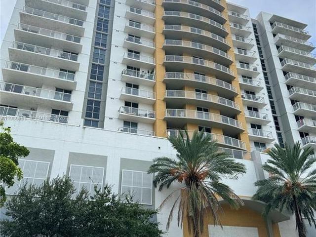 Luxury apartment complex for rent in Miami, United States
