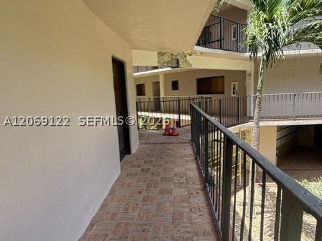 Luxury apartment complex for rent in Miami, United States
