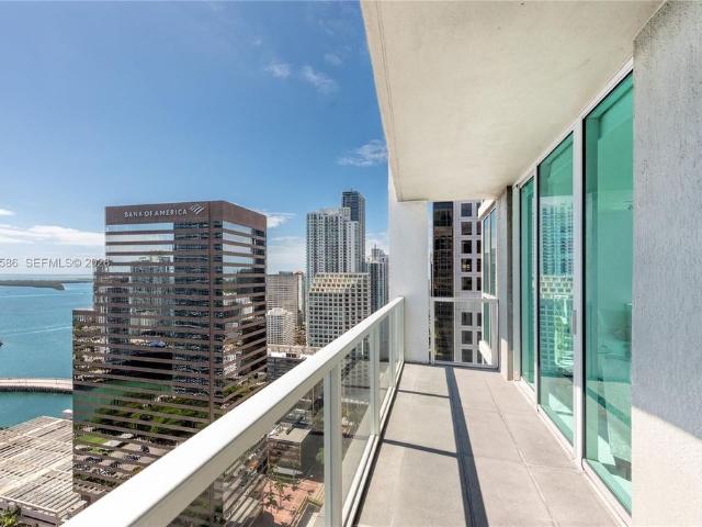 Luxury apartment complex for rent in Miami, United States