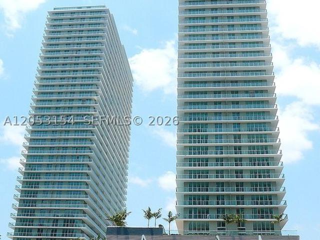 Luxury apartment complex for rent in Miami, United States