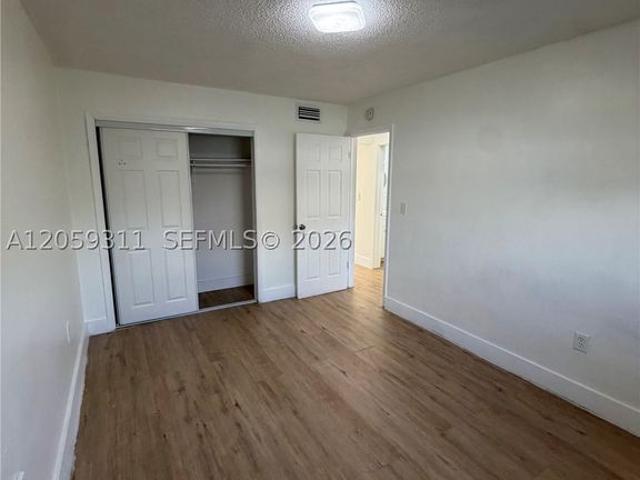 Luxury apartment complex for rent in Miami, United States